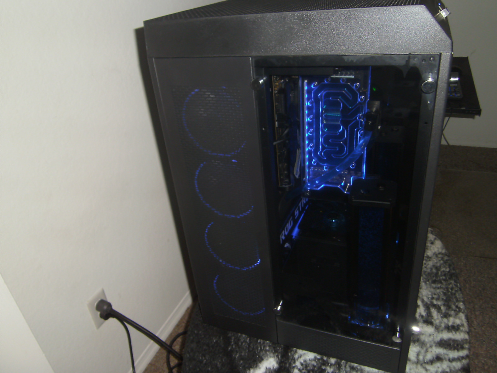 TT Tower 900 - Republic of Gamers Forum - 906955